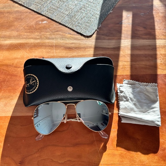 Ray-Ban | Accessories | Rayban Silver Aviator Sunglasses | Poshmark